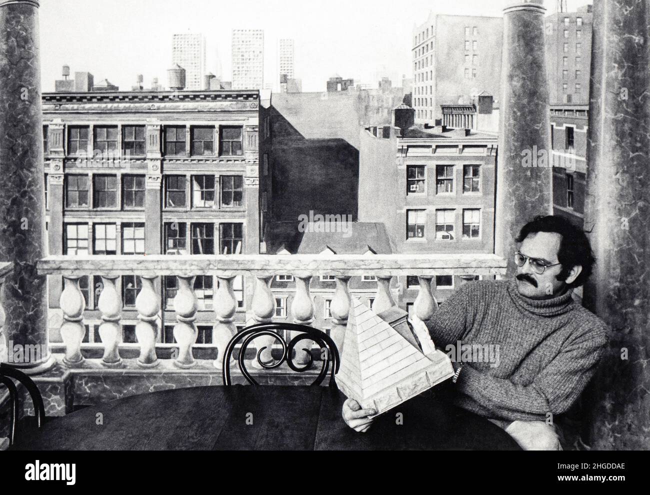 Trompe L'Oiel artist Richard Haas in his loft front of his wall mural ...