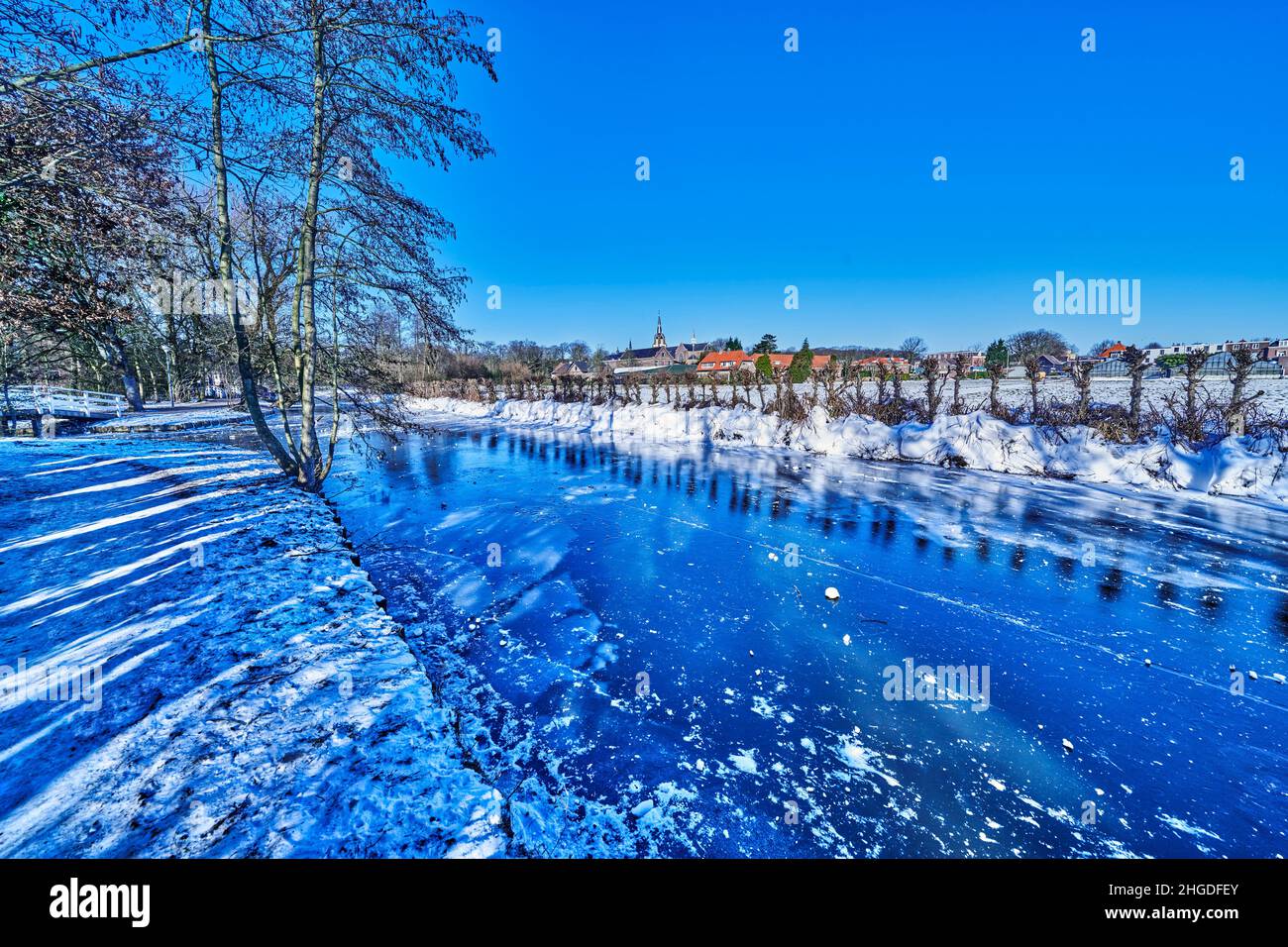 sun and sea view with a boat on the horizon Stock Photo - Alamy