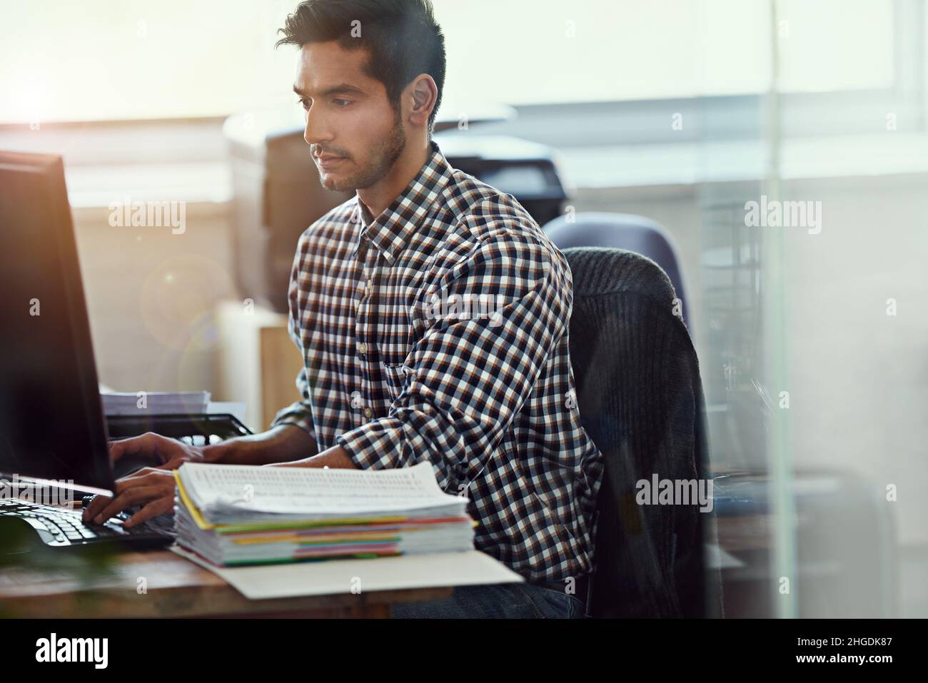 Diligent employee hi-res stock photography and images - Alamy