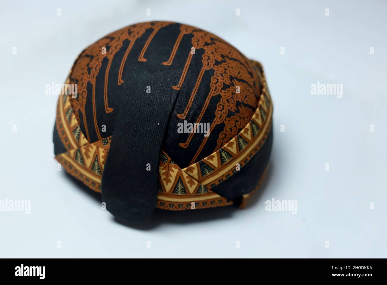 traditional Javanese headgear, one of Indonesia's Javanese cultural ...