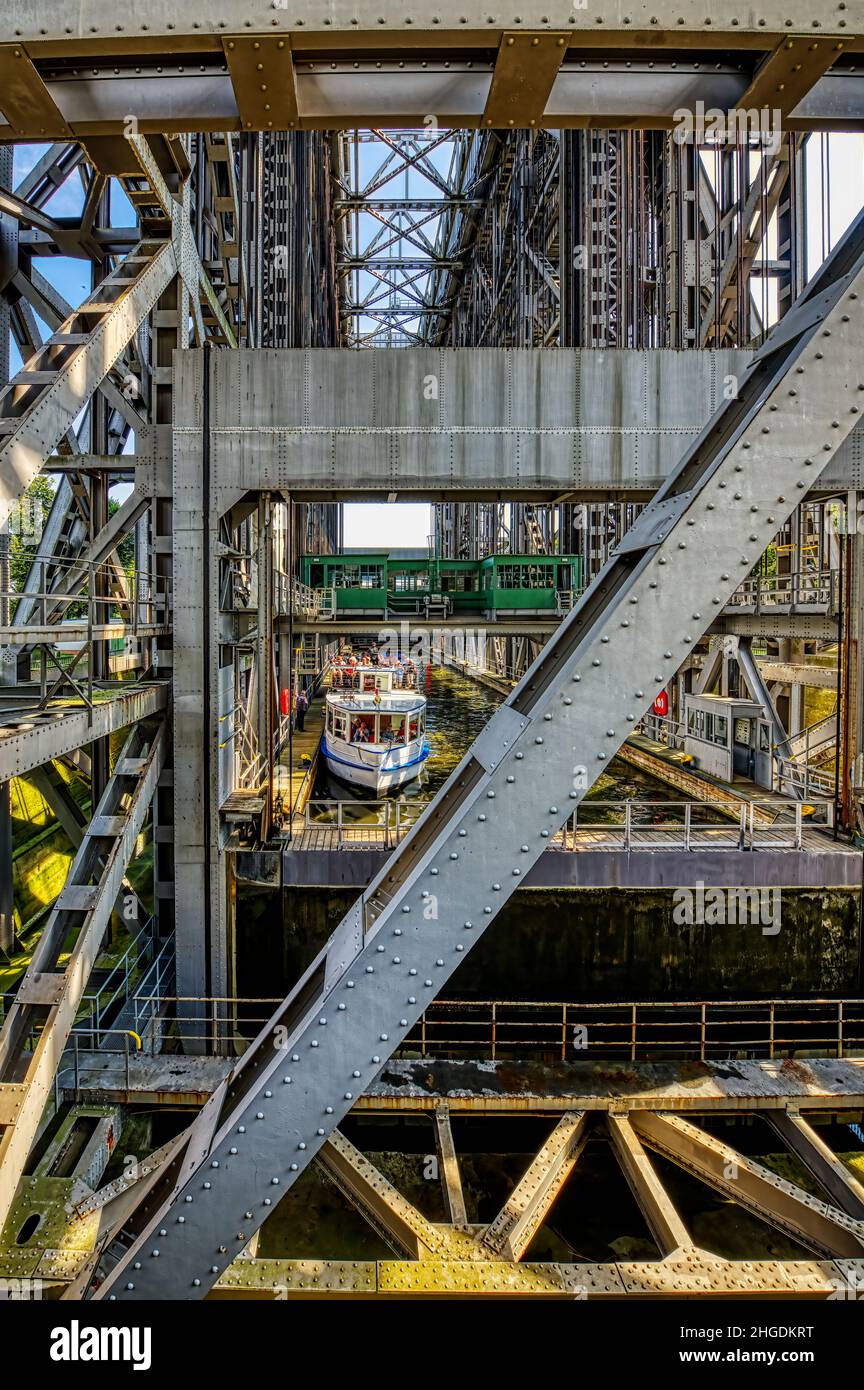Excursion boat navigating in the old Niederfinow ship lift, Oder Havel ...