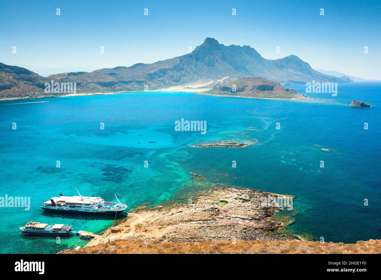 Magnificent view from the island with fortress Gramvousa near The Balos ...
