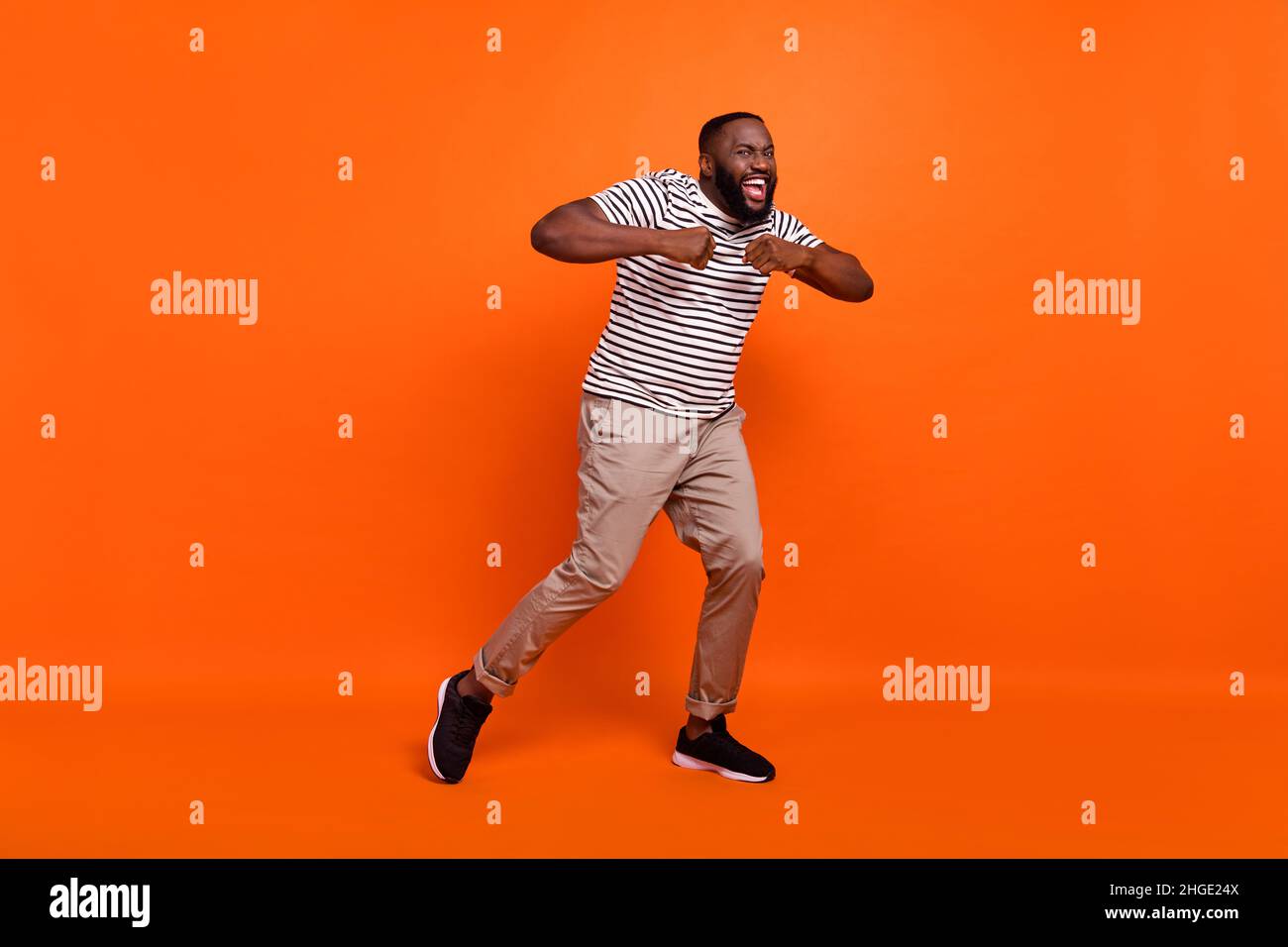 Full body photo of young cheerful african guy have fun dance clubber ...