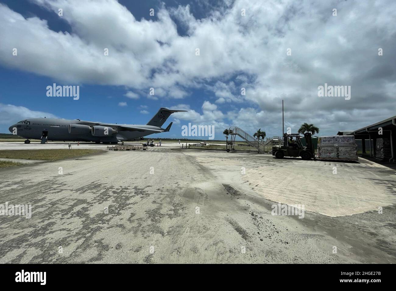 Tonga. 20th Jan, 2022. A Royal Australian Air Force C-17A Globemaster ...