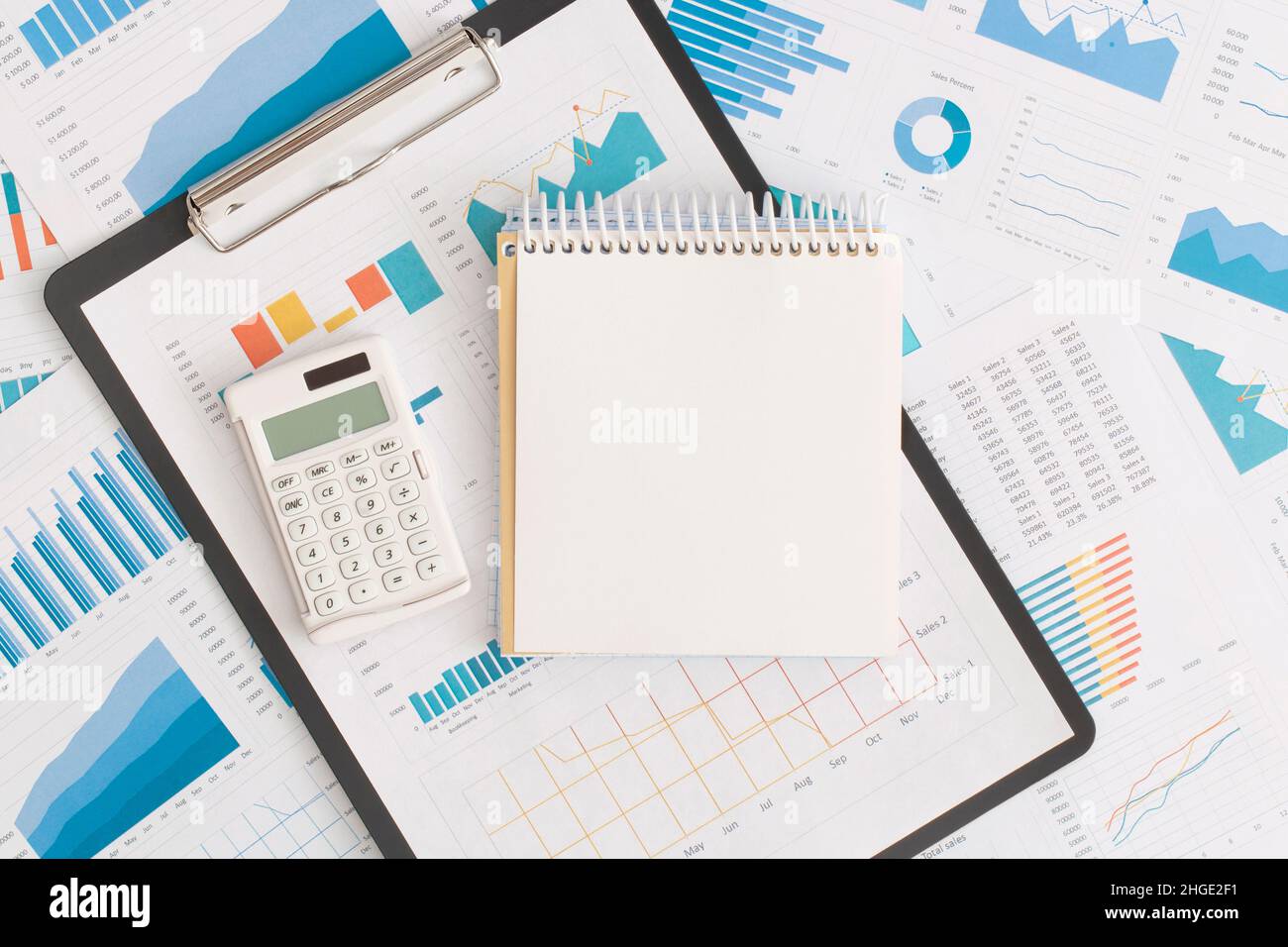 Charts and graphs infographic hi-res stock photography and images - Alamy