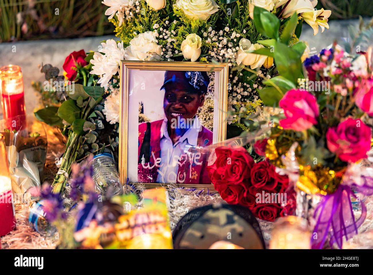 Sandra shells hi-res stock photography and images - Alamy