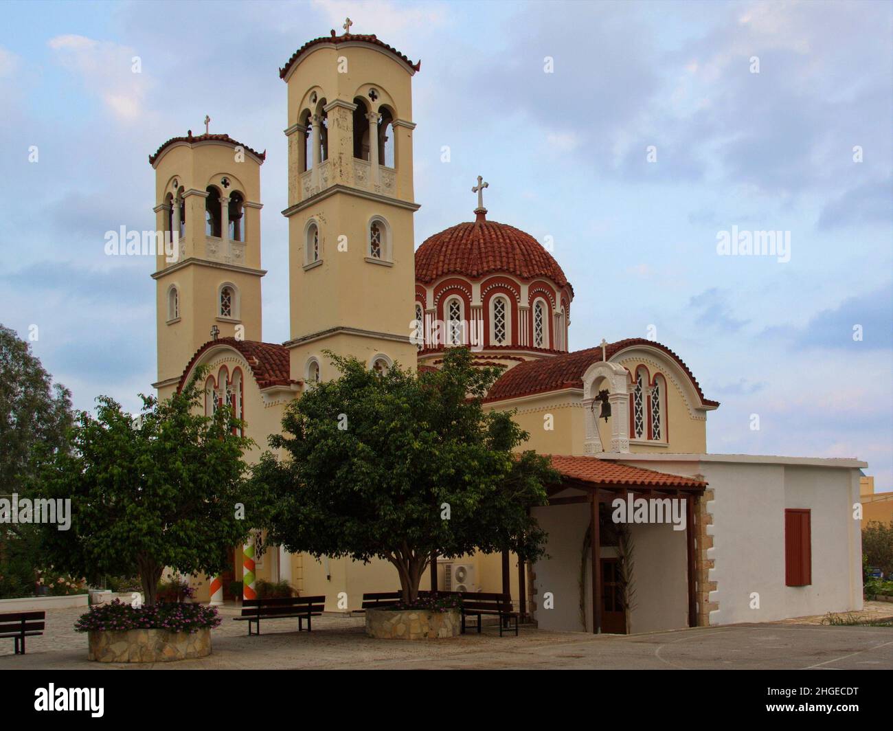 Georgioupoli hi-res stock photography and images - Alamy