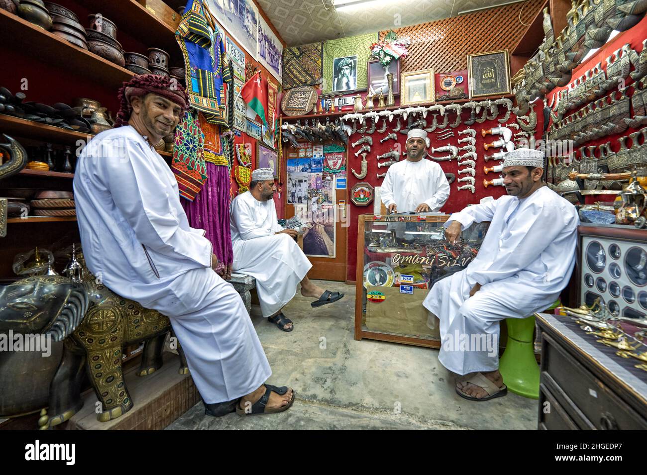 Mutrah souq hi-res stock photography and images - Alamy
