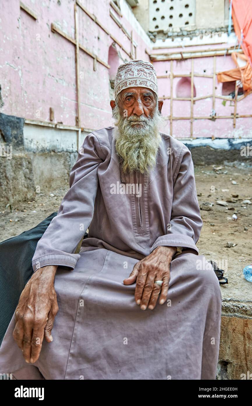 Oman. Muscat. Portrait of omani men Stock Photo - Alamy