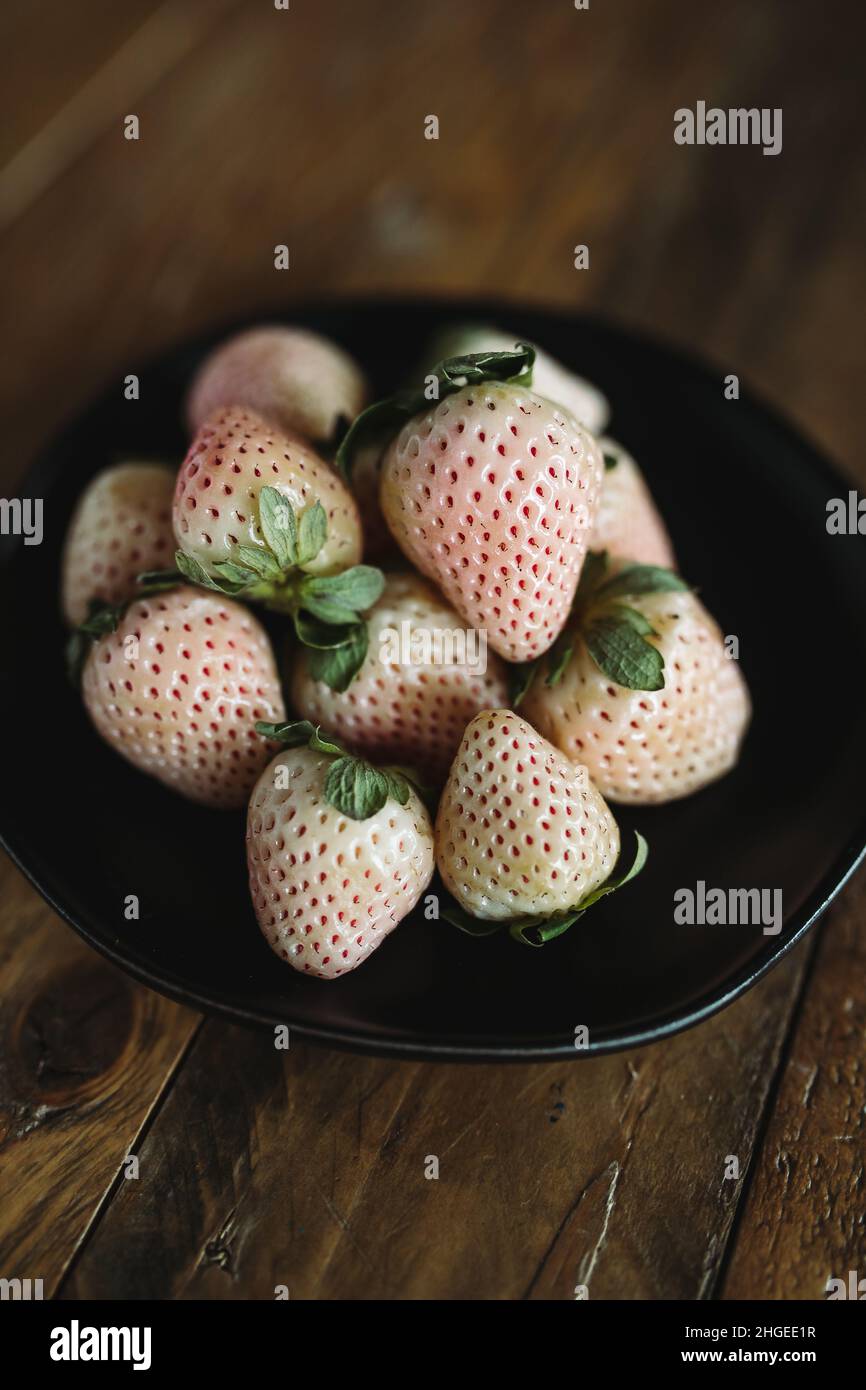 Dark pink fruit hi-res stock photography and images - Alamy
