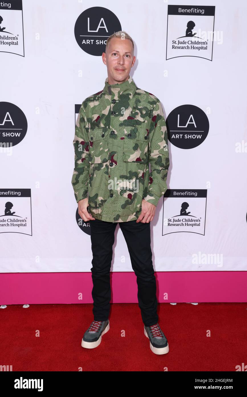 Los Angeles, California, USA. 19th January, 2022. Artist Ryan Stuit ...