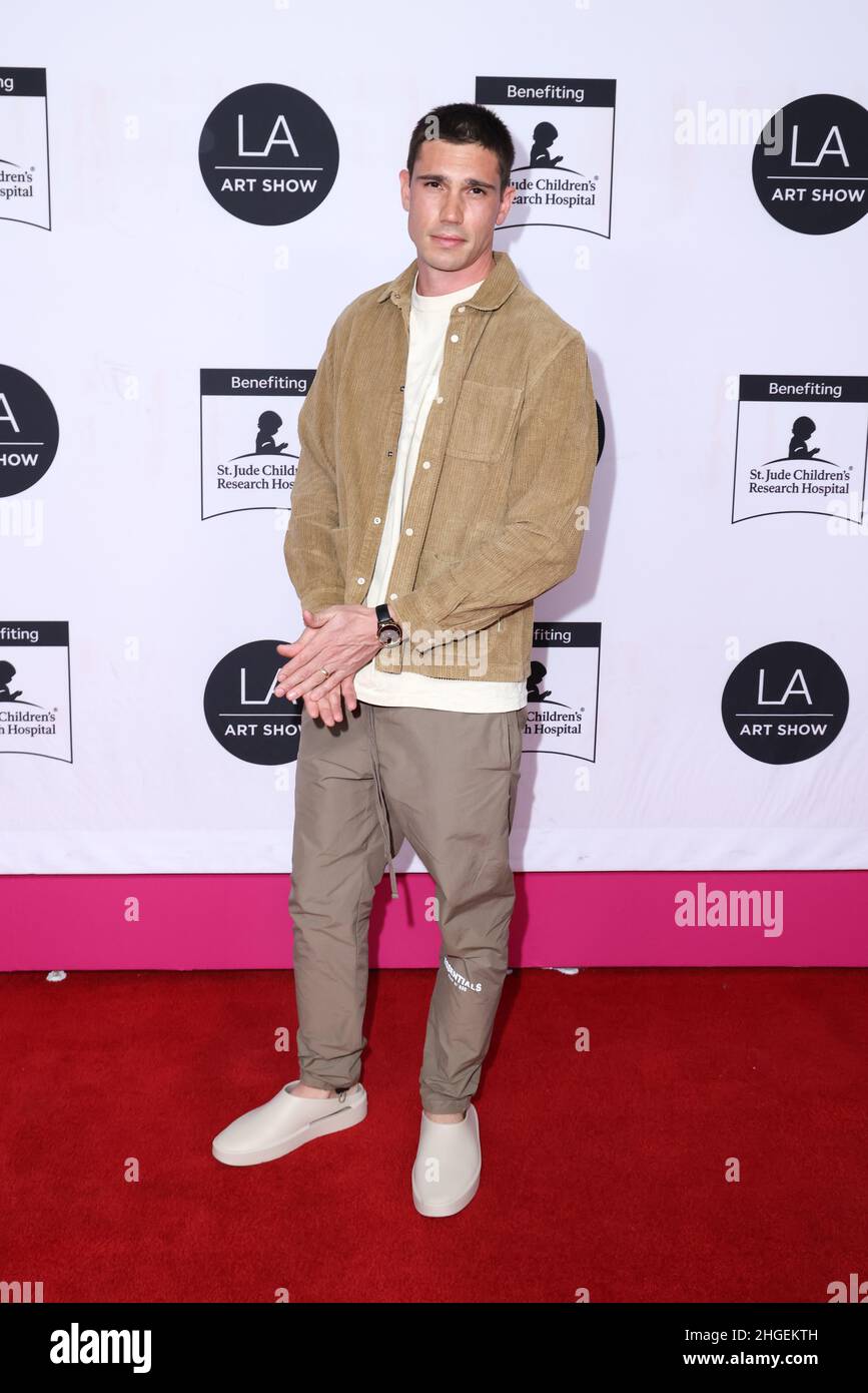 Los Angeles, California, USA. 19th January, 2022. Actor Tanner Novlan ...