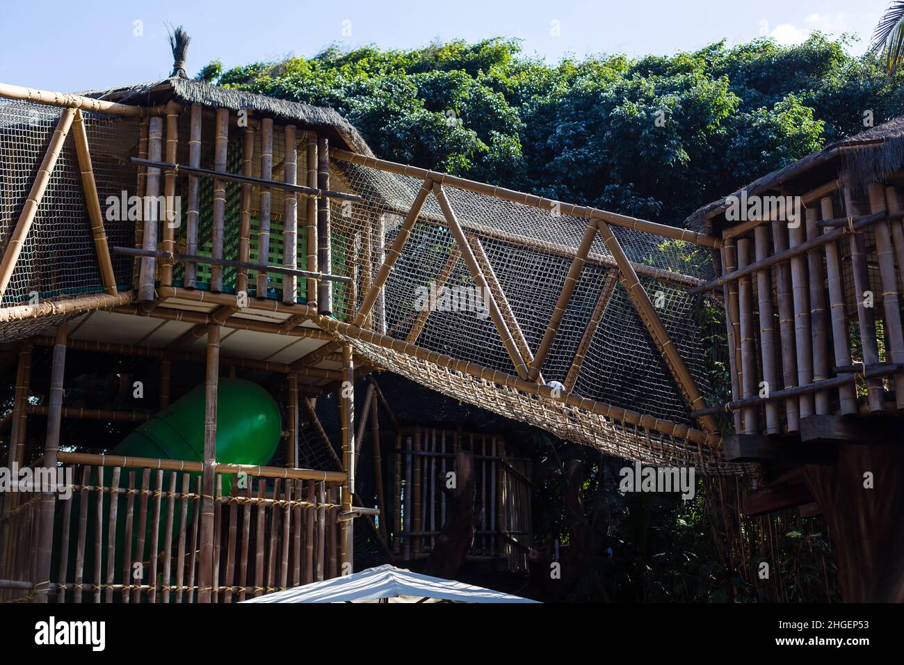 children's Treehouse, tree house, Park Stock Photo - Alamy