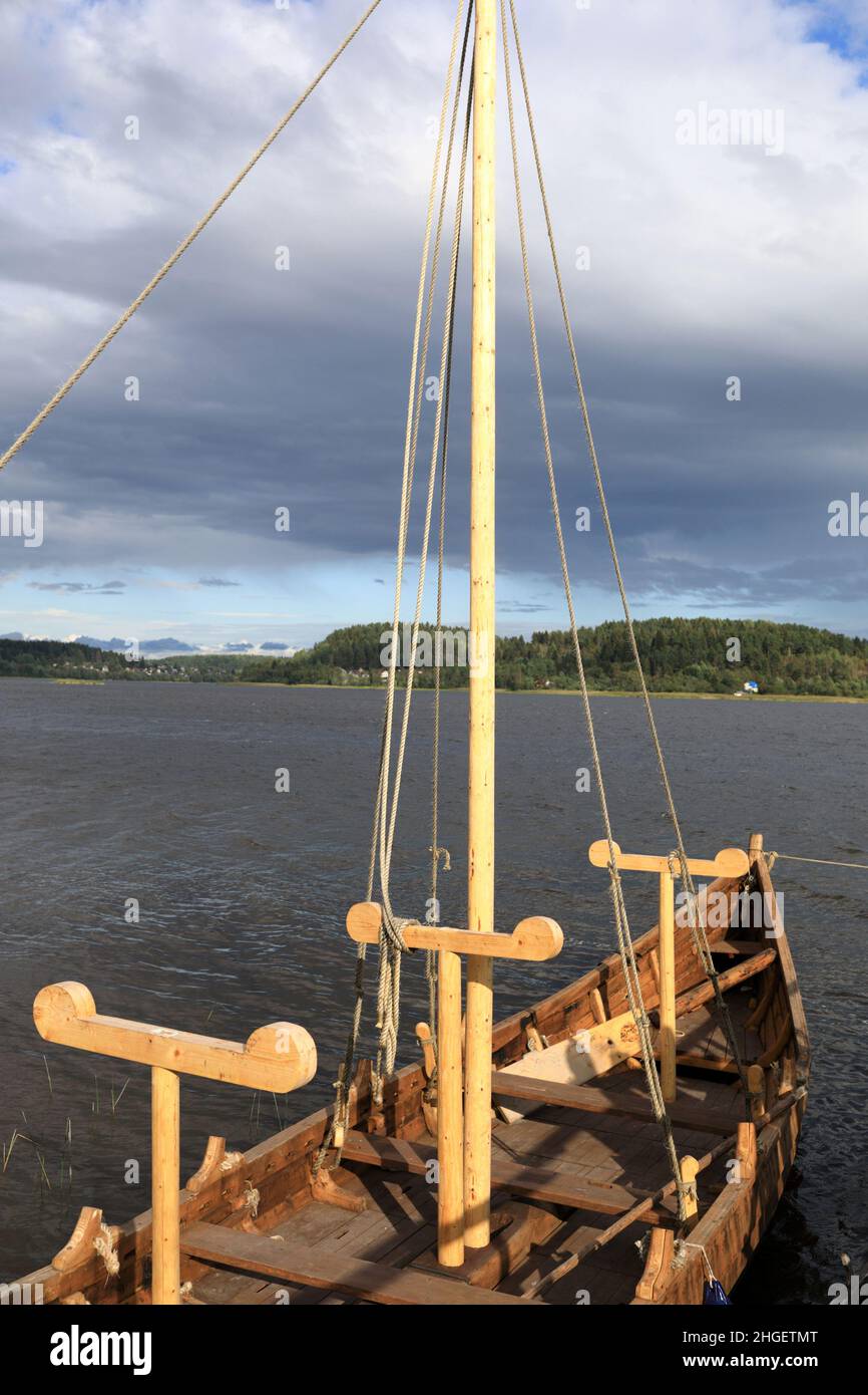 Viking wooden boat in Lake Ladoga, Karelia Stock Photo - Alamy