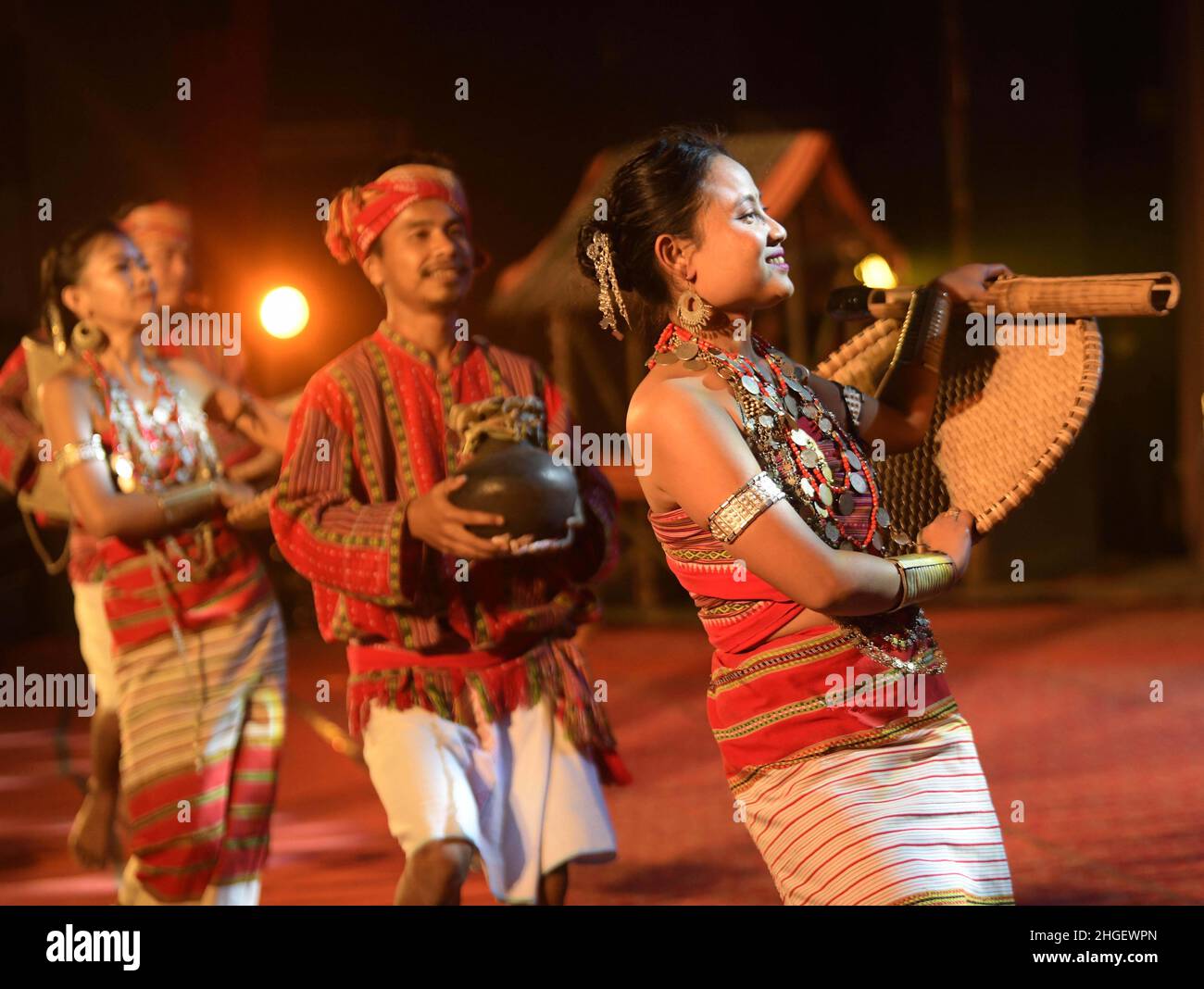 Tribal dance tripura india hi-res stock photography and images - Alamy