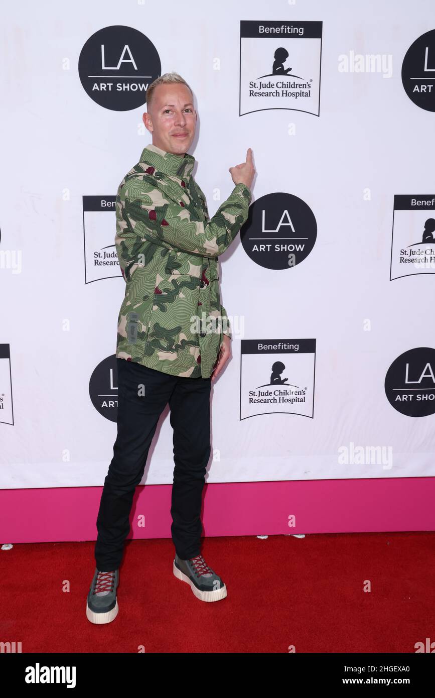 Los Angeles, California, USA. 19th January, 2022. Artist Ryan Stuit ...