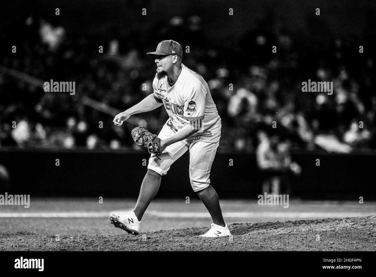 MAZATLAN, MEXICO - FEBRUARY 04: Aldo Montes relief pitcher of Tomateros ...