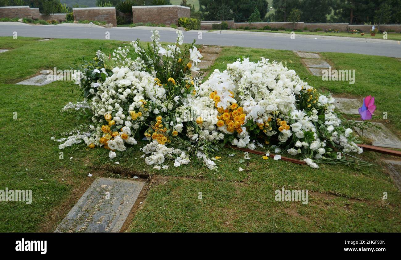 Barry White Grave