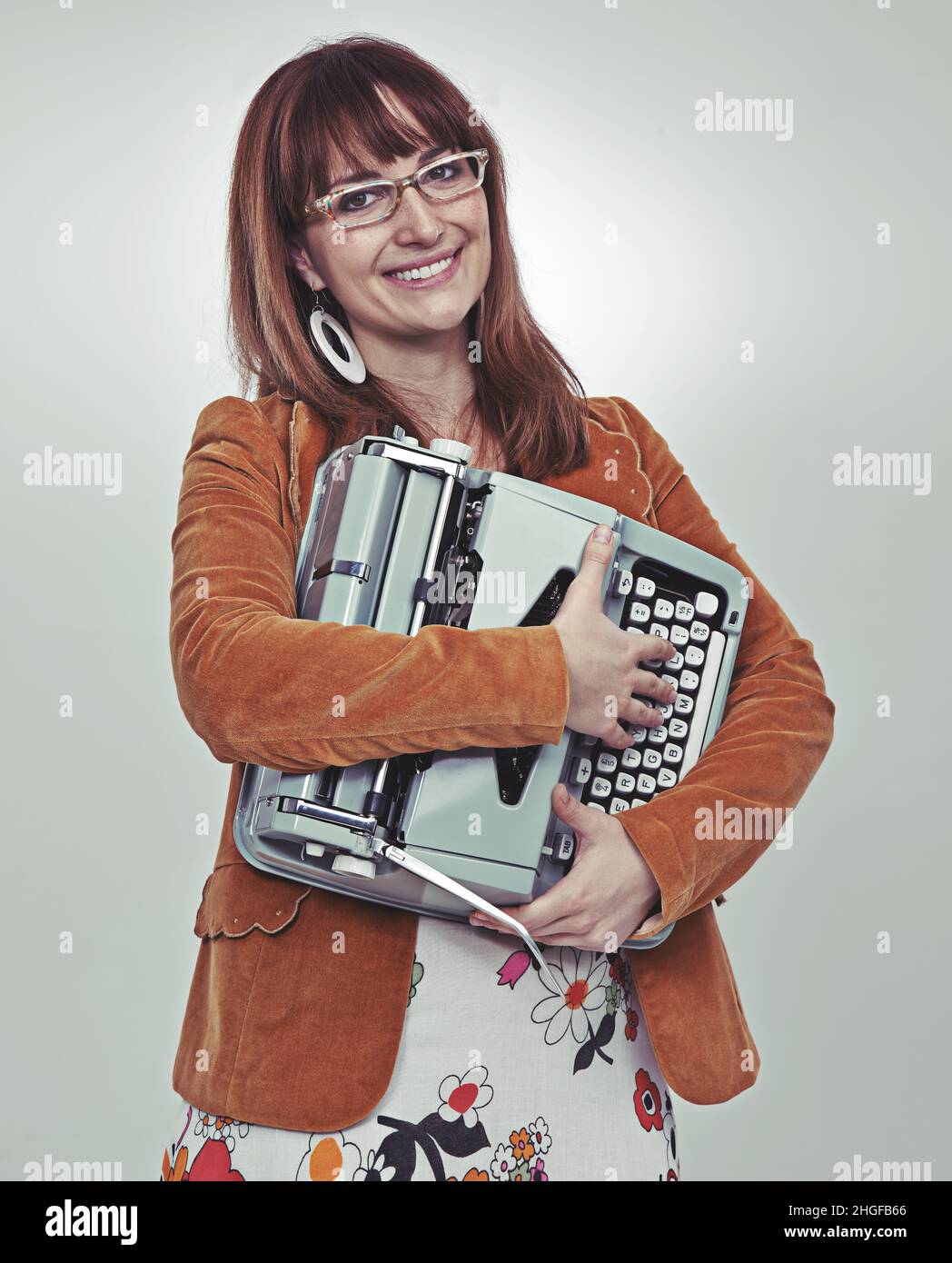 Woman typewriter hi-res stock photography and images - Alamy