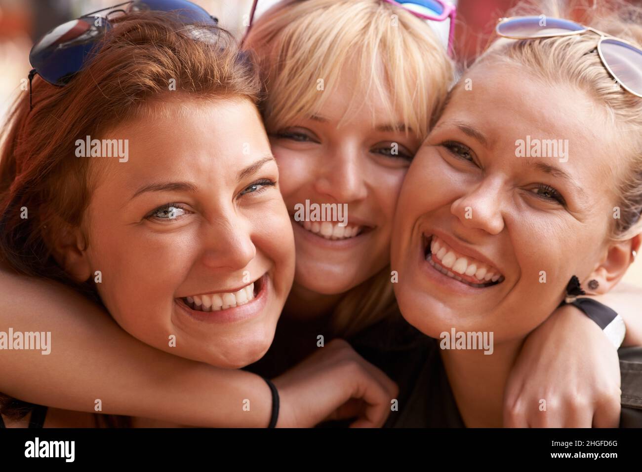 Best friends - Like peas in a pod Stock Photo - Alamy