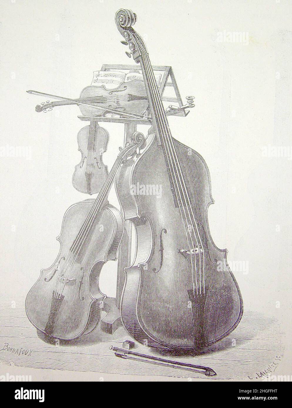 Ancient cello hi-res stock photography and images - Alamy