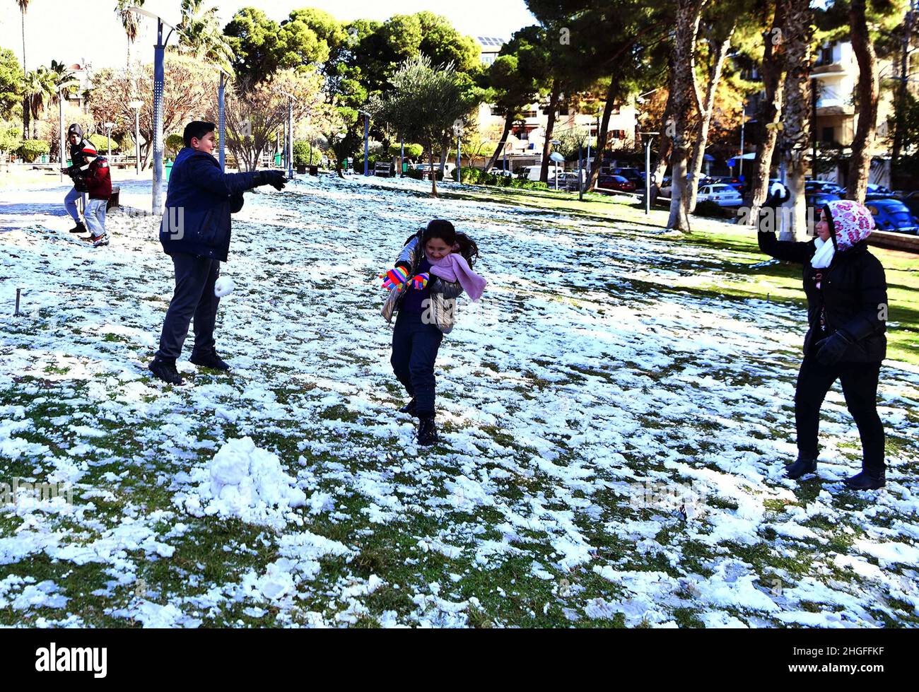 Syrian children hi-res stock photography and images - Alamy