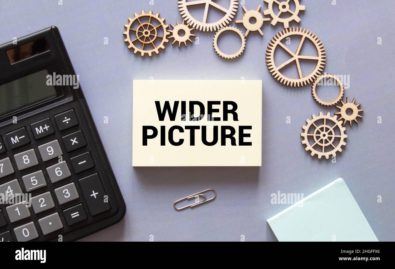 Wider picture hi-res stock photography and images - Alamy