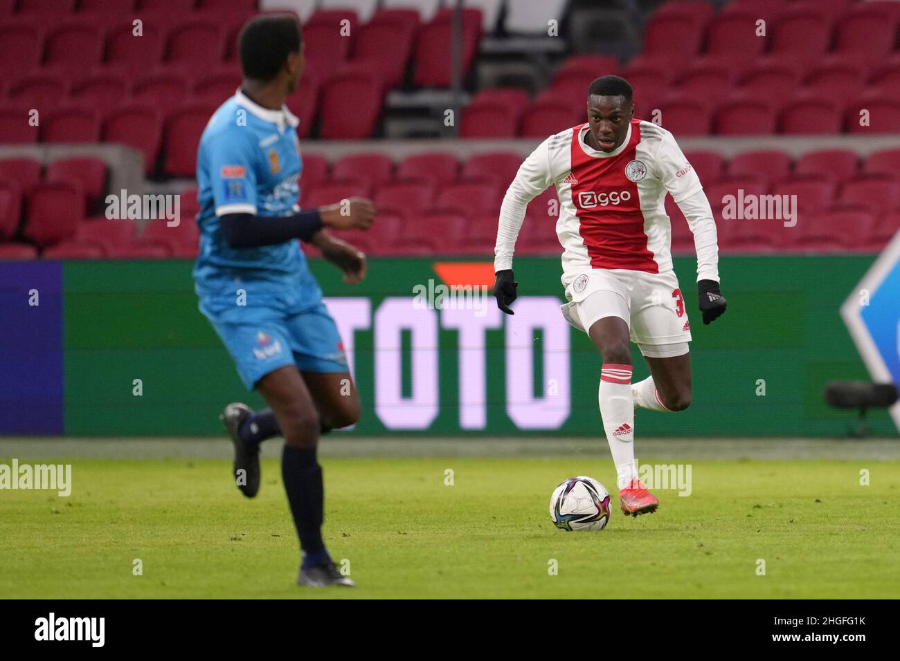 Mohamed daramy ajax hi-res stock photography and images - Alamy