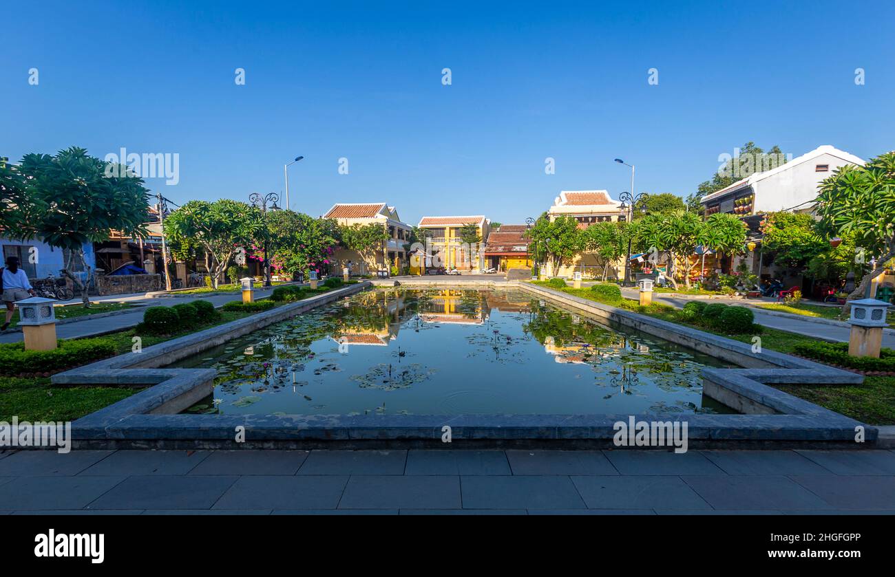 Late day at chua ba mũ temple in Old Town Stock Photo - Alamy