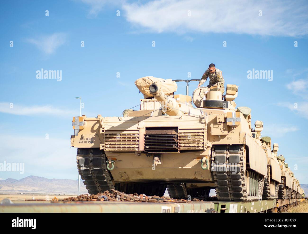 Soldiers from the 116th Cavalry Brigade Combat Team load more than 400 ...
