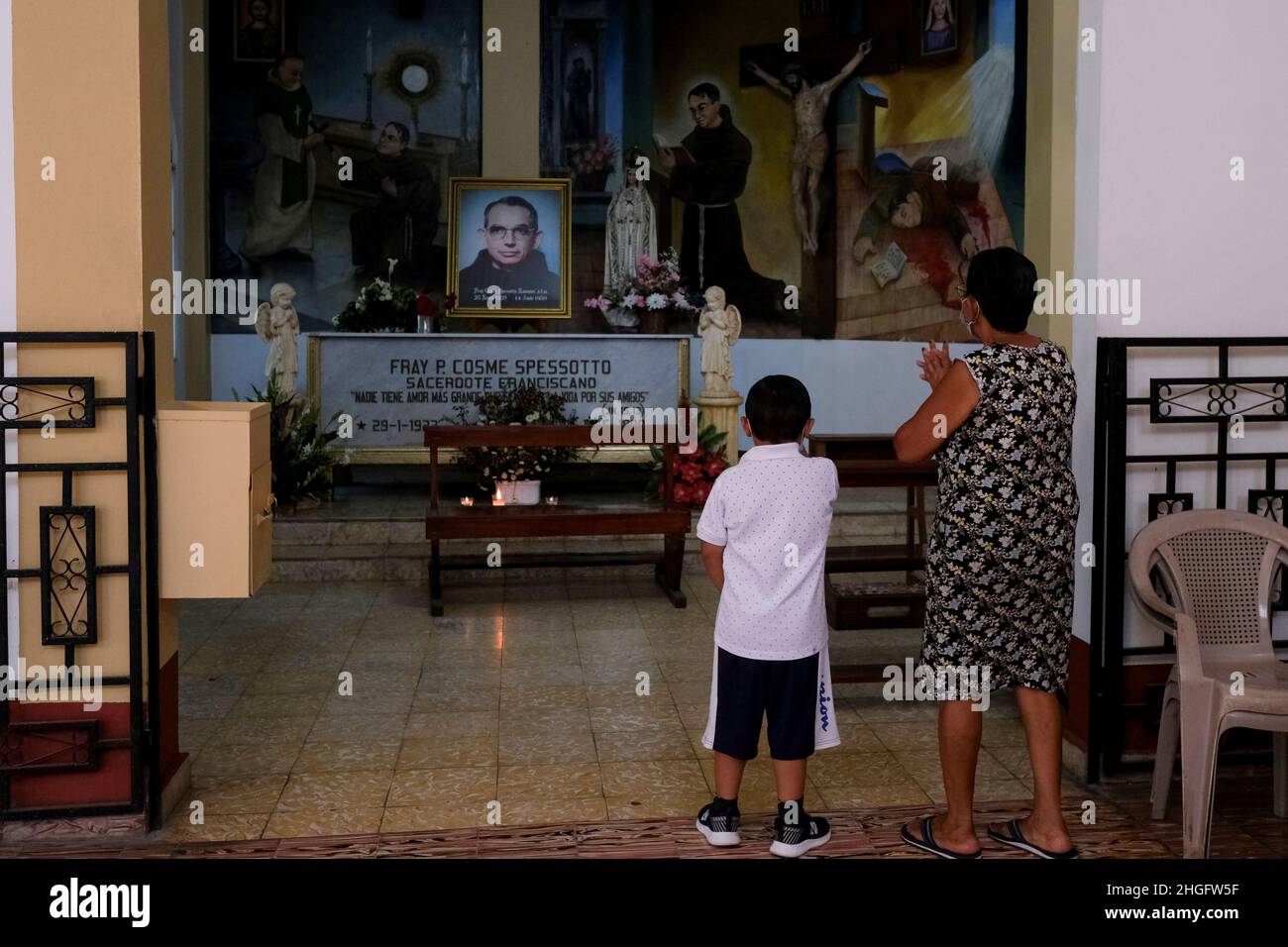 Father rutilio grande hi-res stock photography and images - Alamy