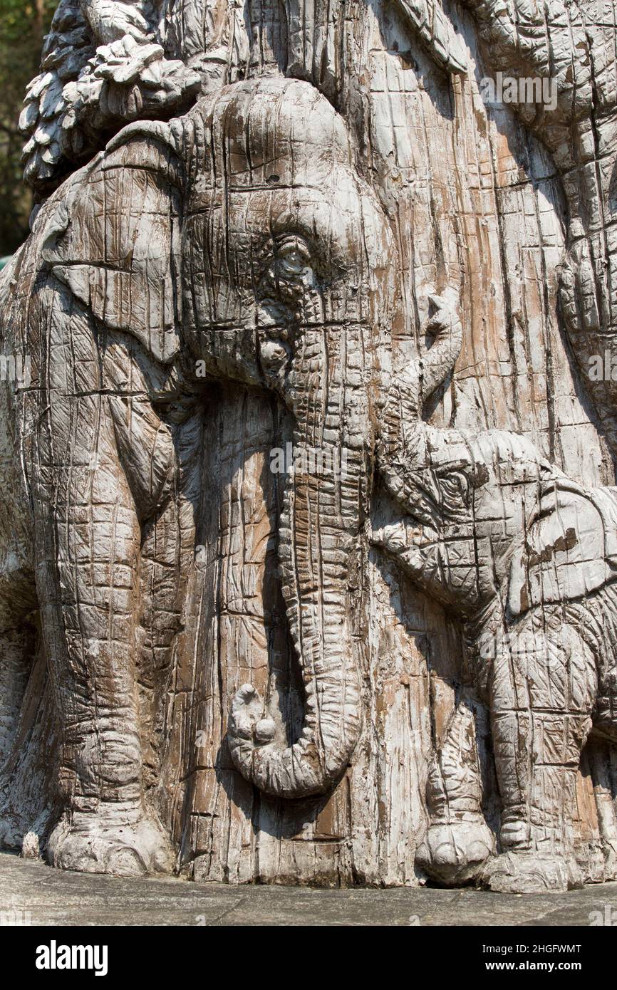 Carved stone elephant Stock Photo - Alamy