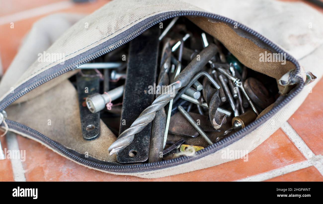 Bag of parts hi-res stock photography and images - Alamy