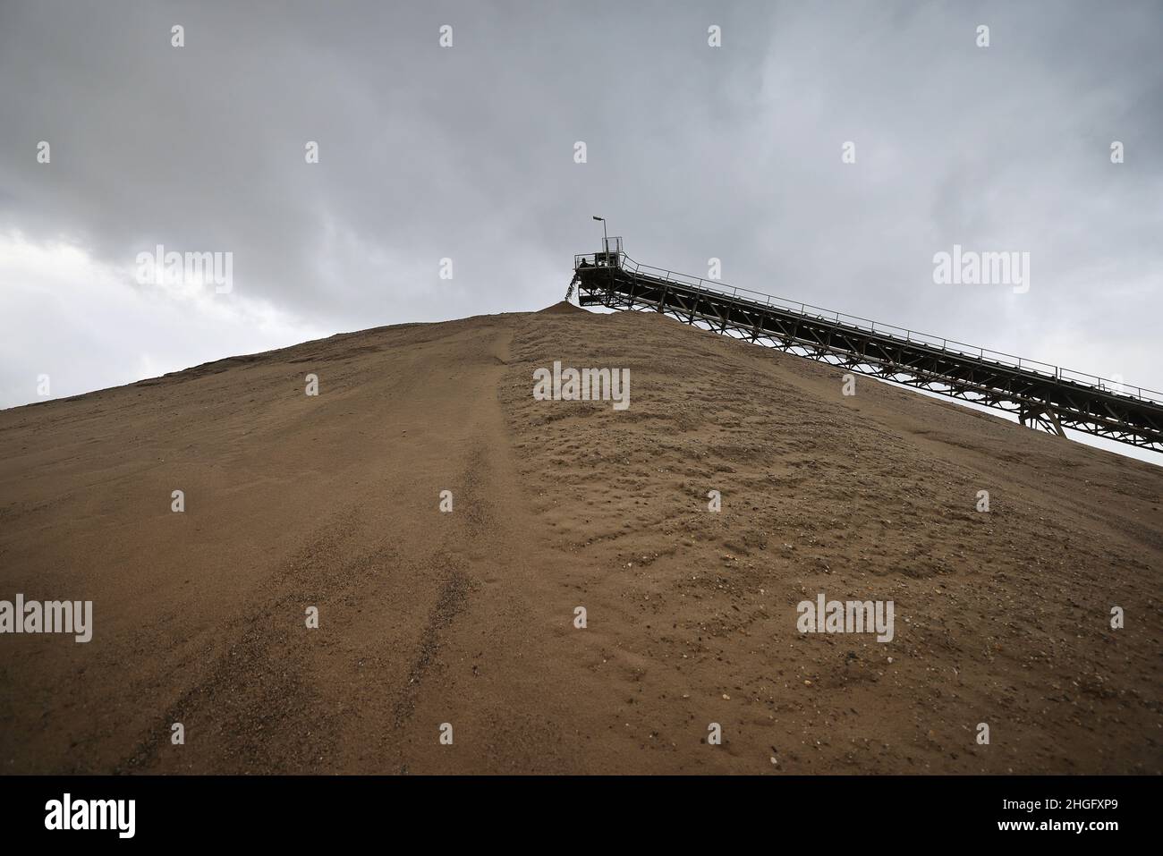 Sand stockpile hi-res stock photography and images - Alamy