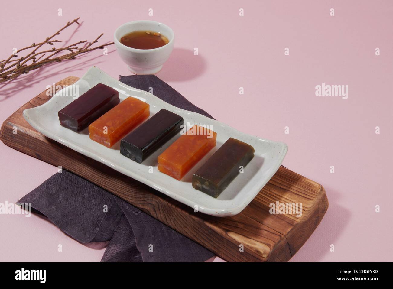 korean traditional dessert, red beans sweet jelly, jujube tea Stock ...