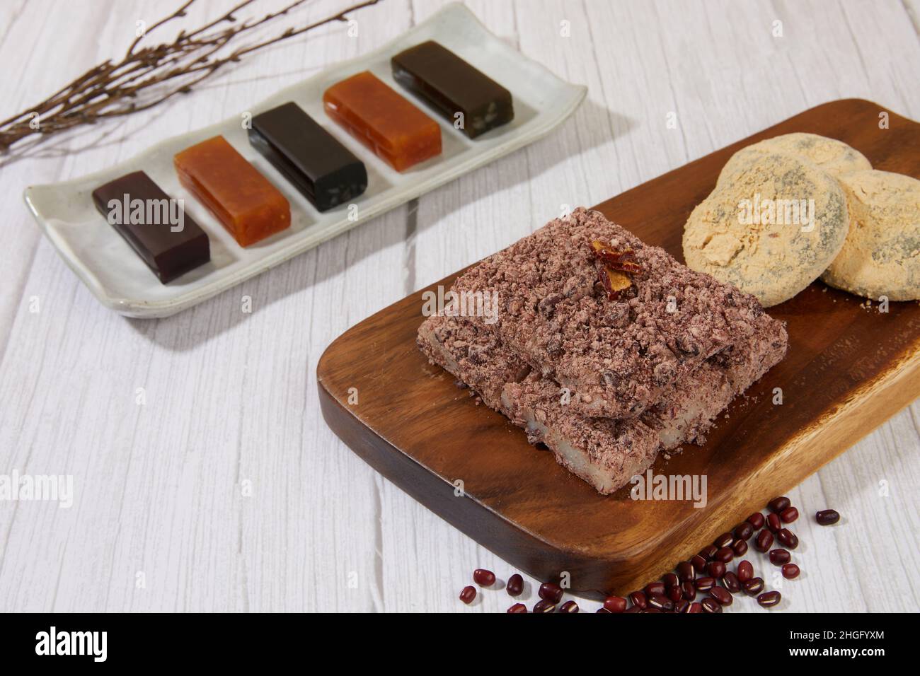 Rice cake sweet red beans hi-res stock photography and images - Alamy