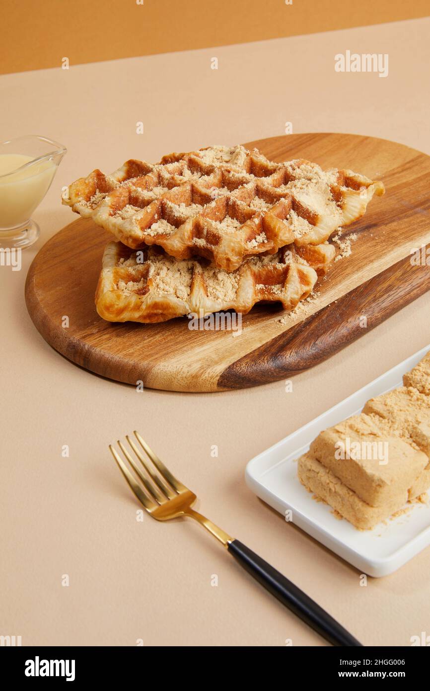 Injeolmi hi-res stock photography and images - Alamy