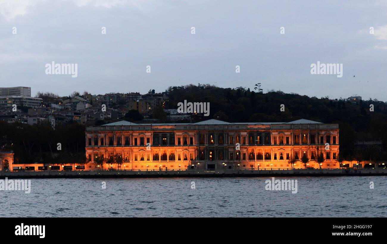 The Ciragan Palace Kempinski at dusk. Istanbul, Turkey Stock Photo - Alamy