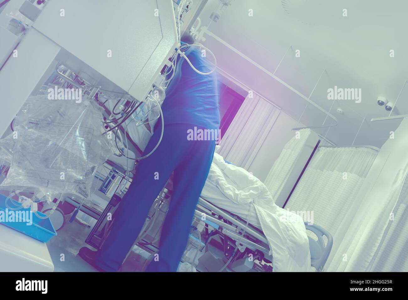 Resuscitation ward hospital hi-res stock photography and images - Alamy