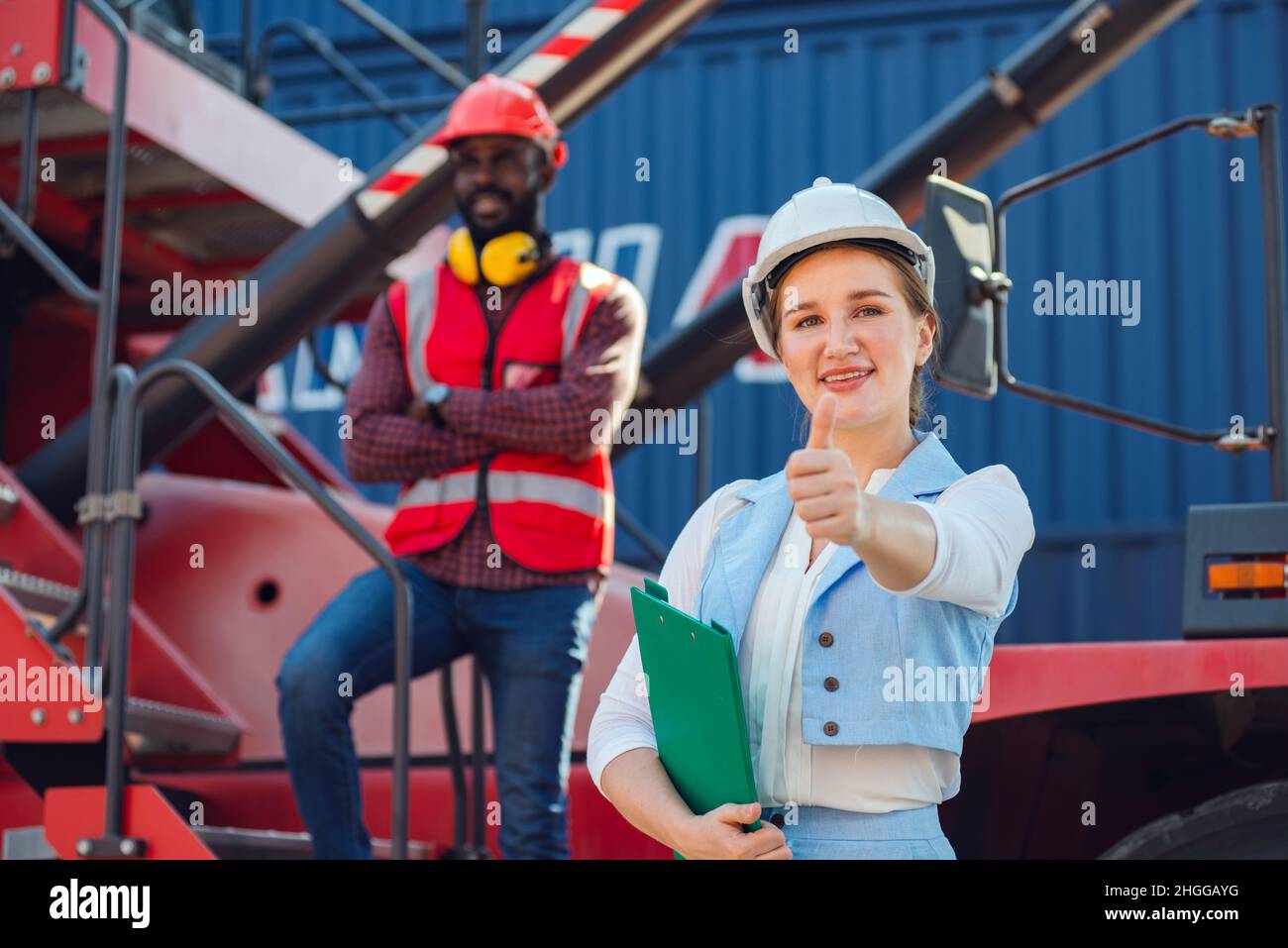 Success Teamwork Concept, Business people engineer and worker team ...