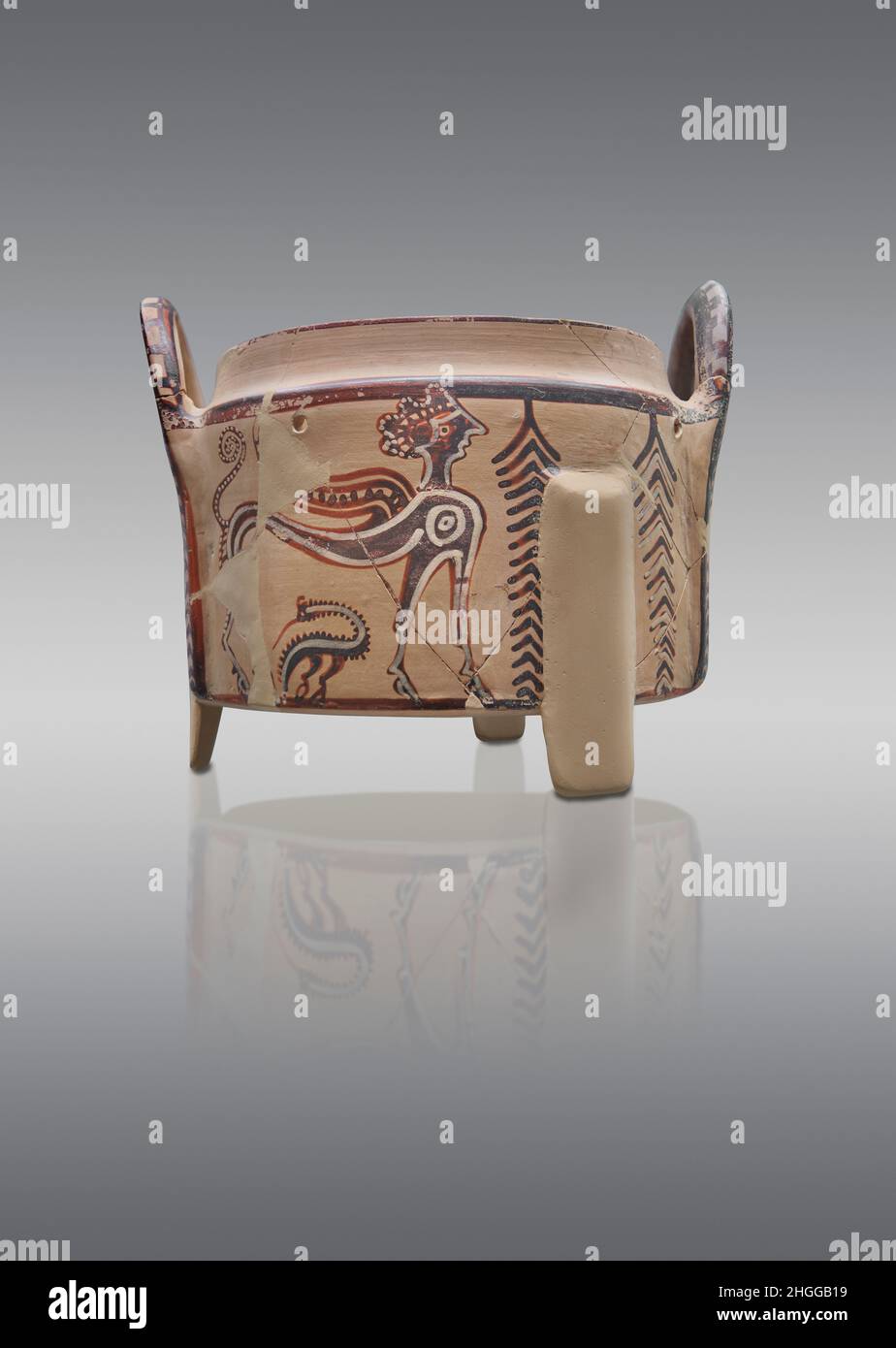 Mycenaean museum artefact hi-res stock photography and images - Alamy