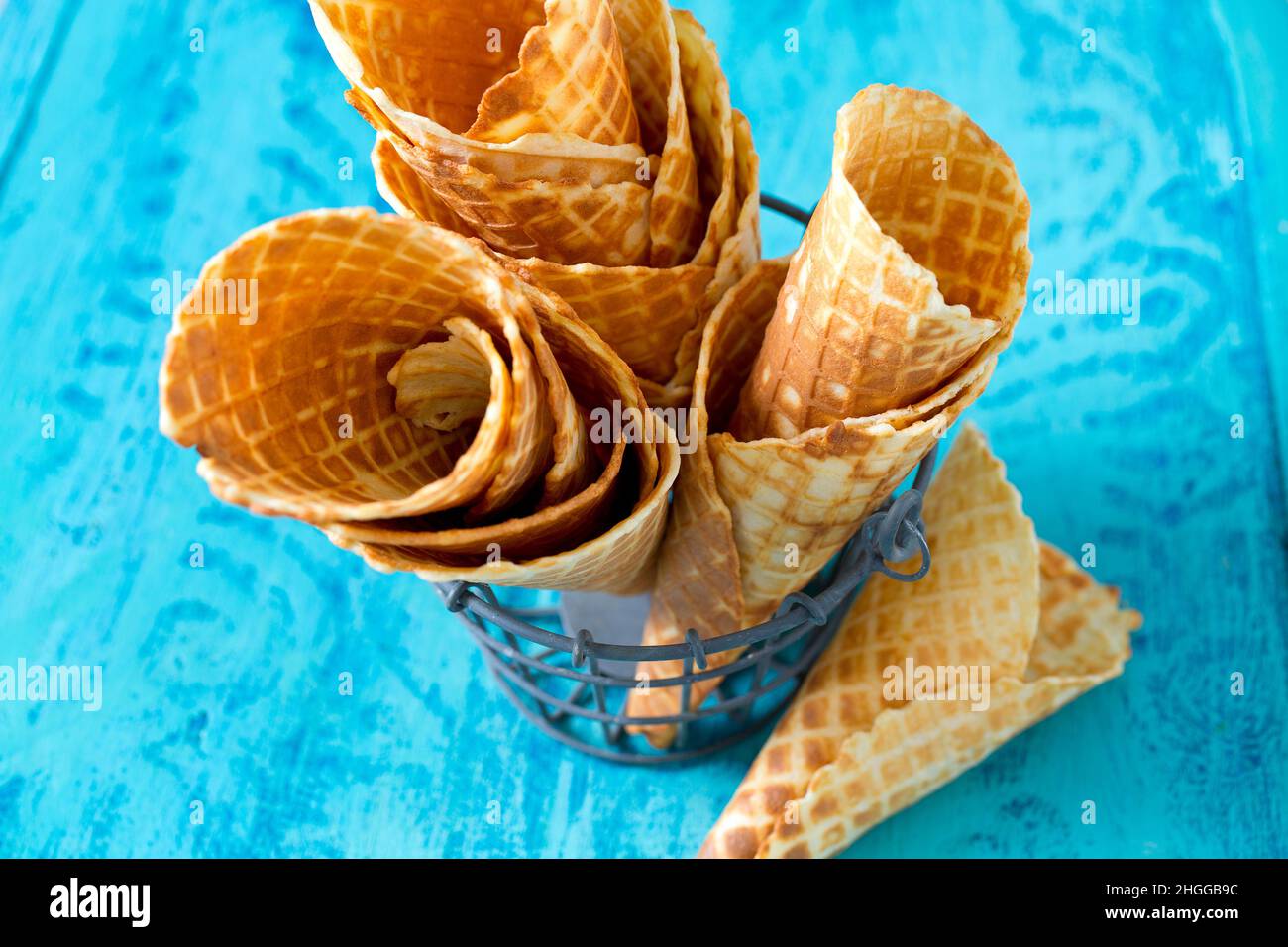 Empty waffle ice cream cone hi-res stock photography and images - Alamy