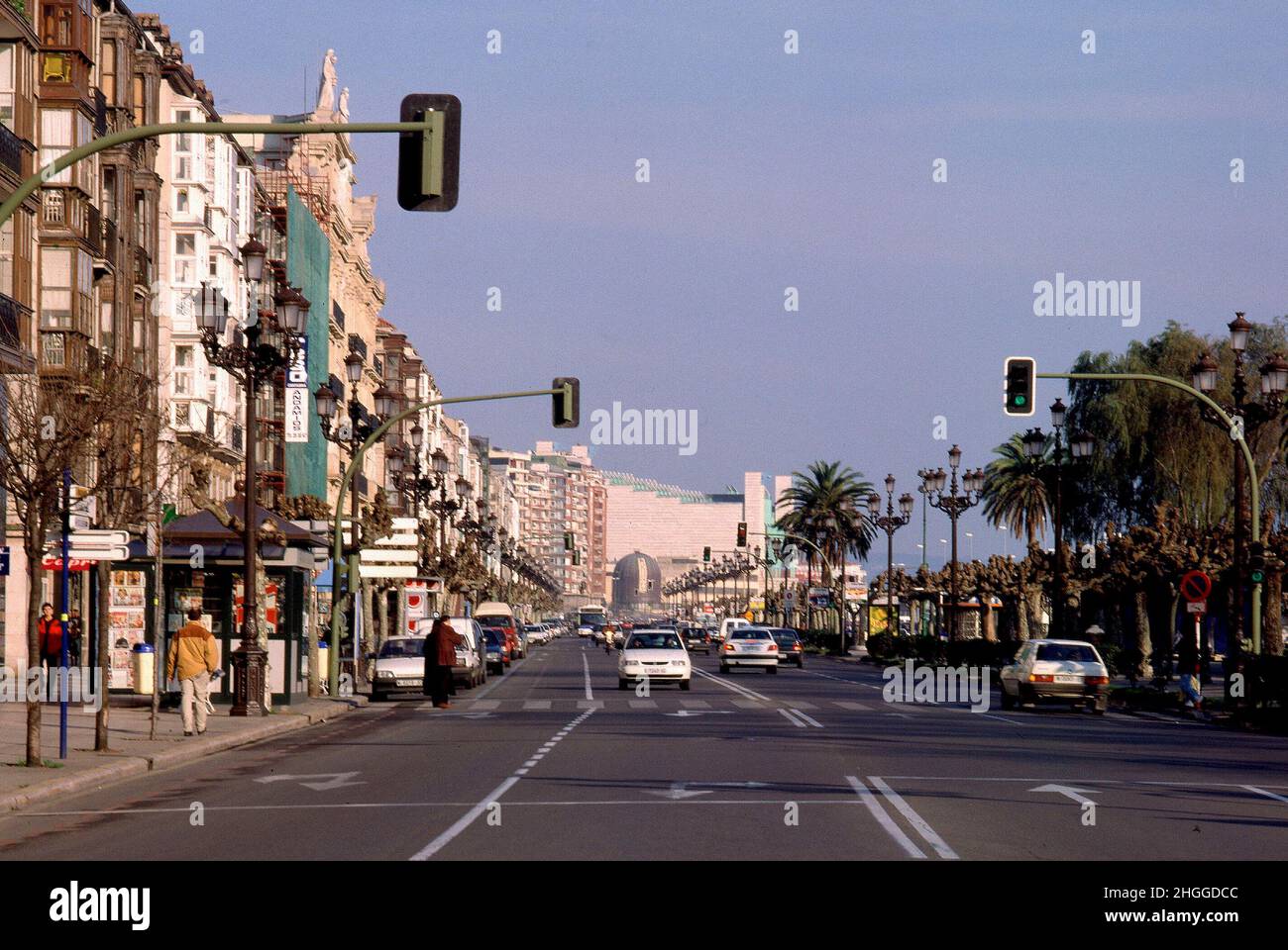 PASEO DE PEREDA - COCHES Y SEMAFOROS. Location: EXTERIOR. Santander ...