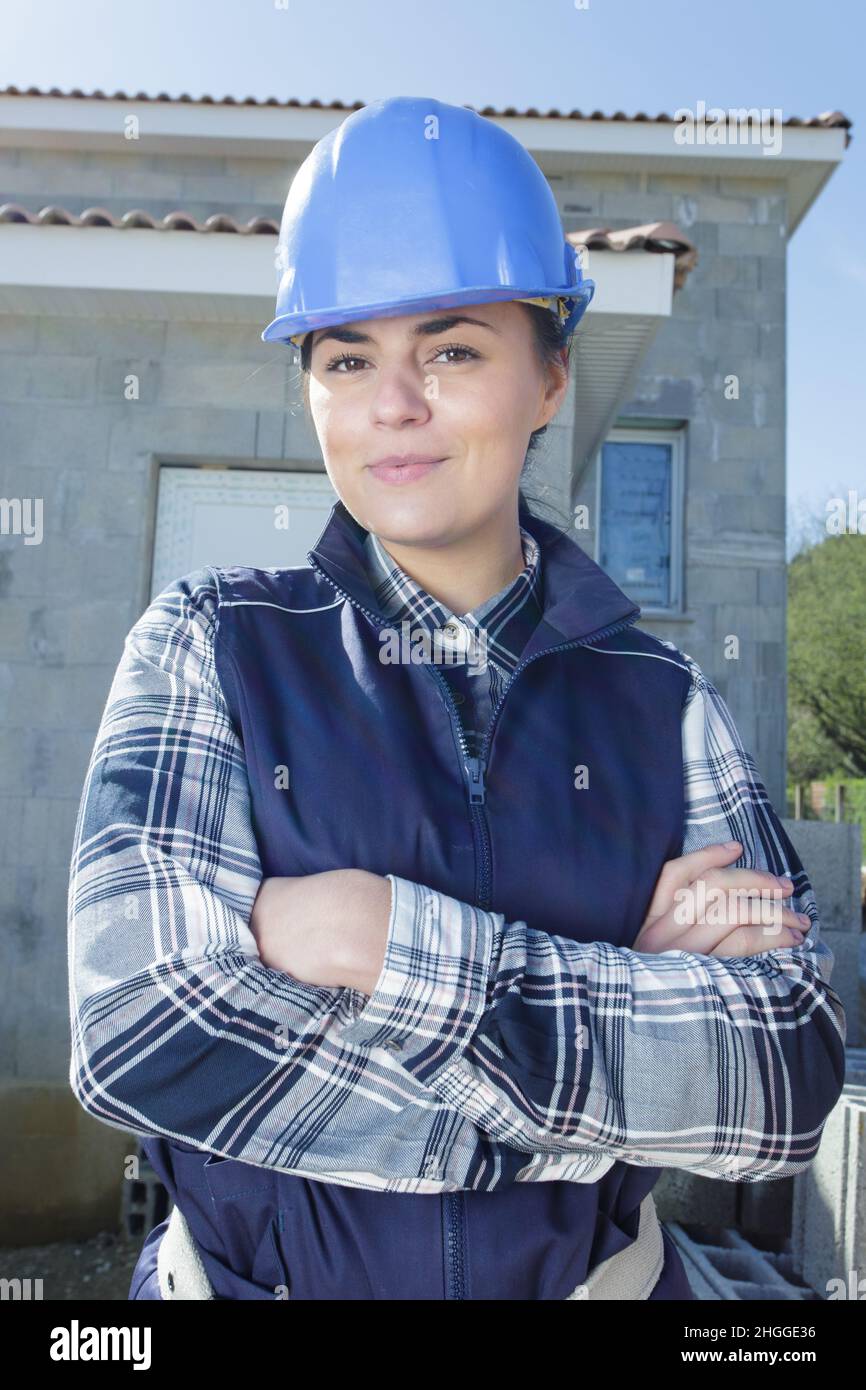 Female builder outside hi-res stock photography and images - Alamy