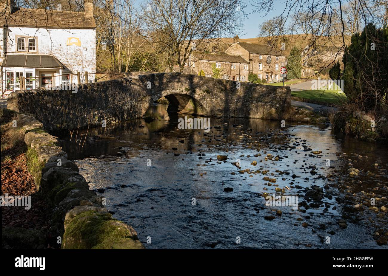 The Lister Arms Hotel, Malham in Malhamdale (not far from Malham Cove ...