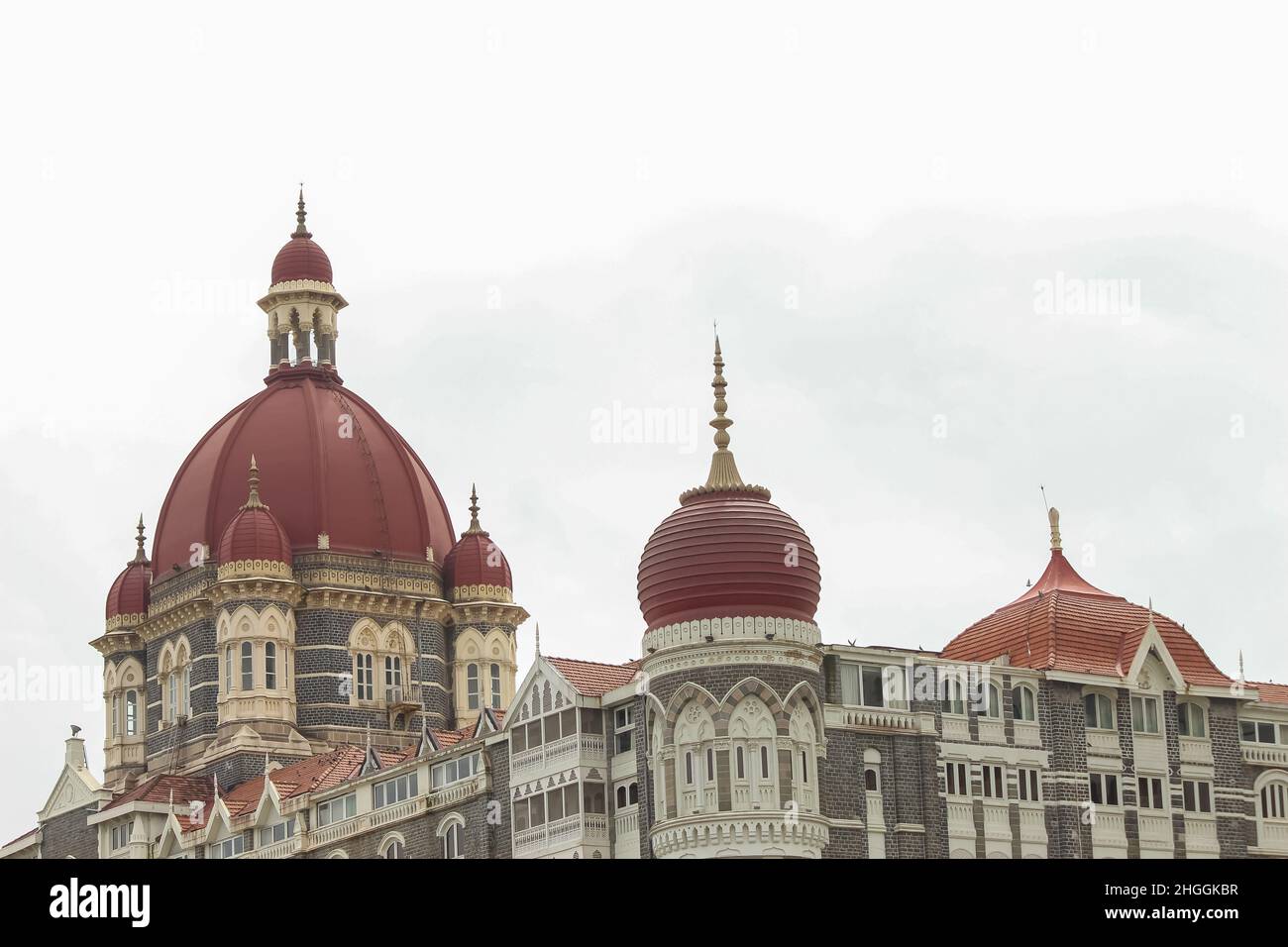Taj hotel mumbai vector hi-res stock photography and images - Alamy