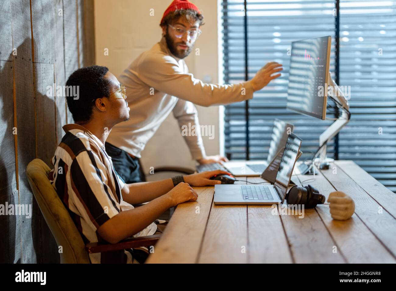 Working lgbtq hi-res stock photography and images - Alamy