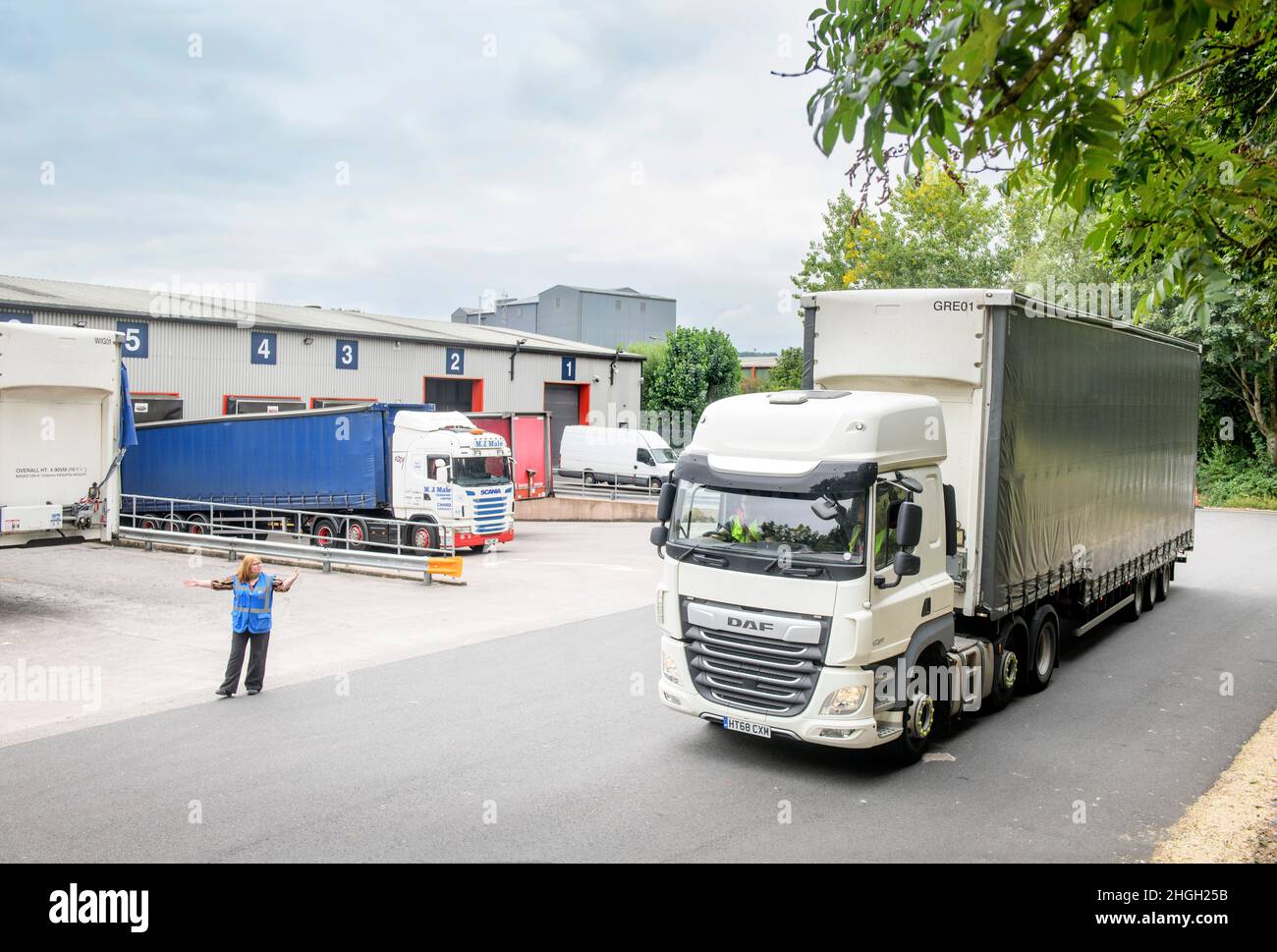 Lorry Driver Uk Cab High Resolution Stock Photography and Images - Alamy