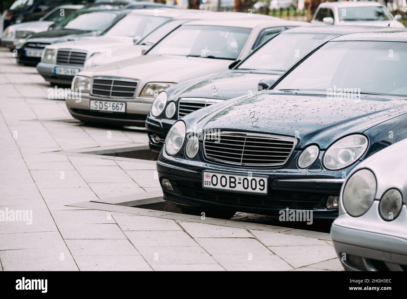 Mercedes benz e class w211 sedan hi-res stock photography and images ...