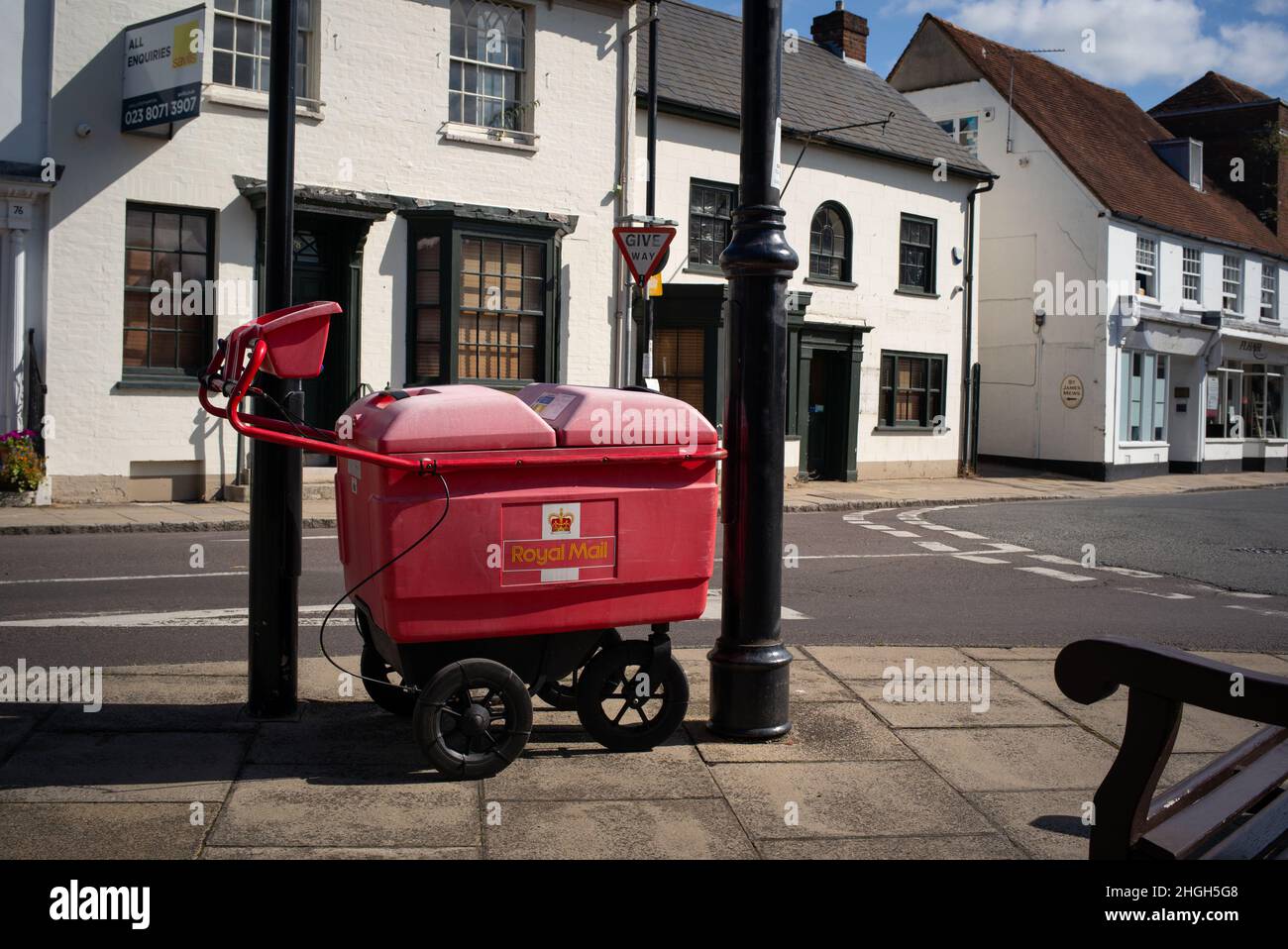 Royal mail post trolley hi-res stock photography and images - Alamy
